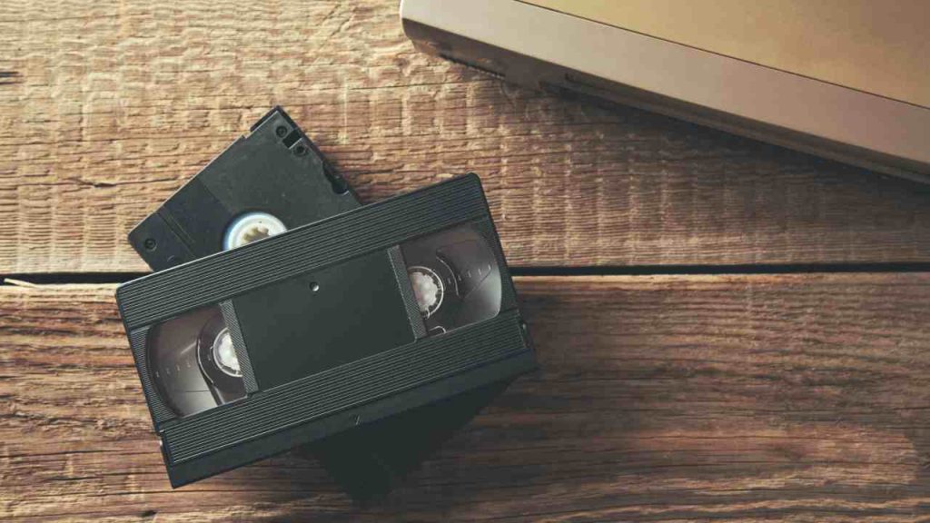 Hai in casa delle vecchie VHS? Scopri quali hanno un valore di mercato inestimabile - SoloFinanza